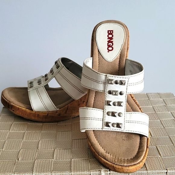 BONGO | Shoes | Bongo Darla Studded White Cork Wedge Sandals Size 75 ...